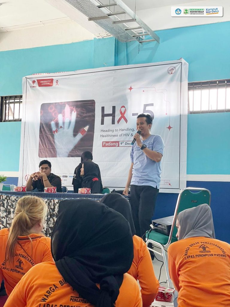 Peringati World AIDS Day CIMSA FK UNAND Gelar HI-5 (Heading to Handling ...